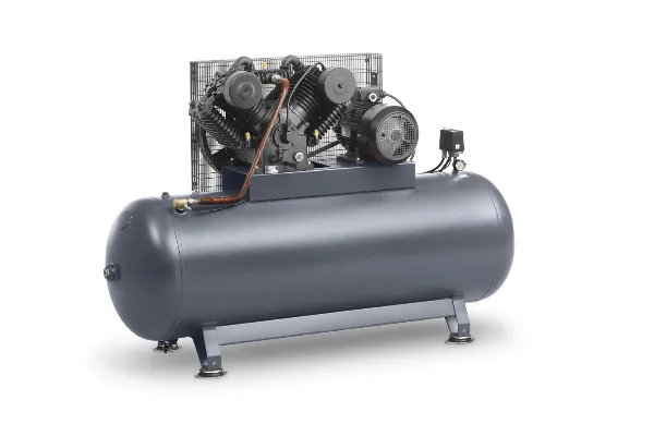 Belt-Driven Oil-Injected Compressor: Performance & Reliability